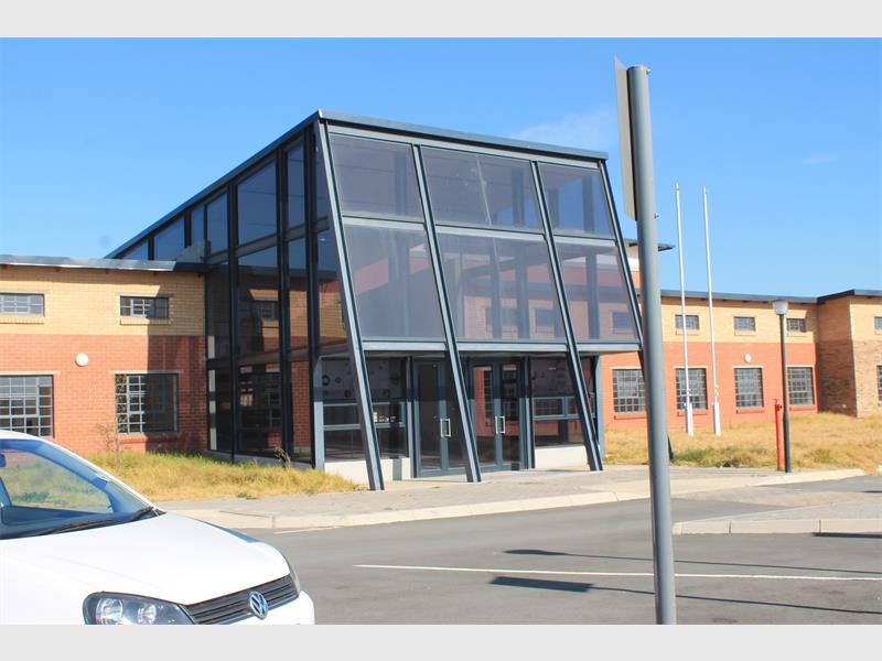 LSEN Nokuthula finally open | Rosebank Killarney Gazette