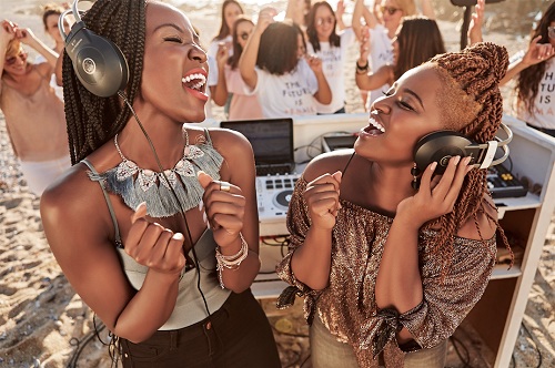 Strawberry Lips launches South Africa’s first online platform dedicated ...