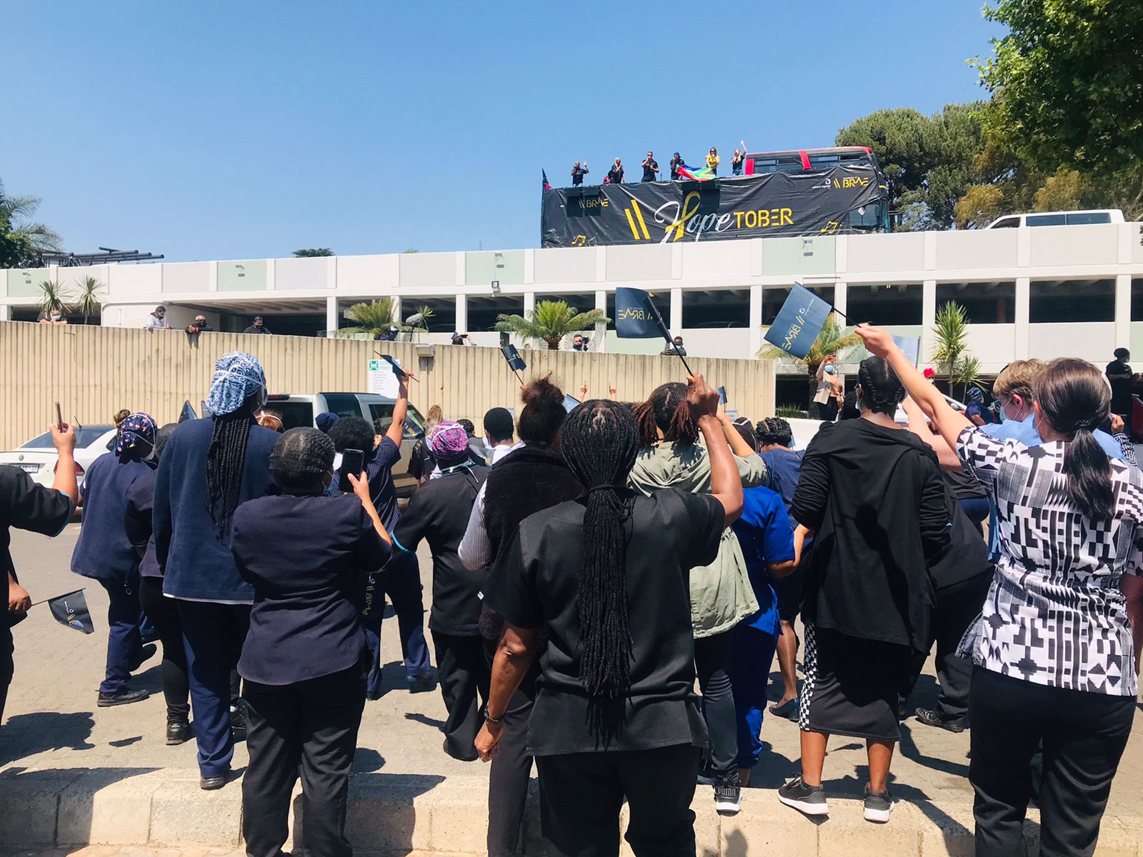 PICS AND VIDEOS: HOPEtober bus visits Milpark Netcare Hospital to thank ...