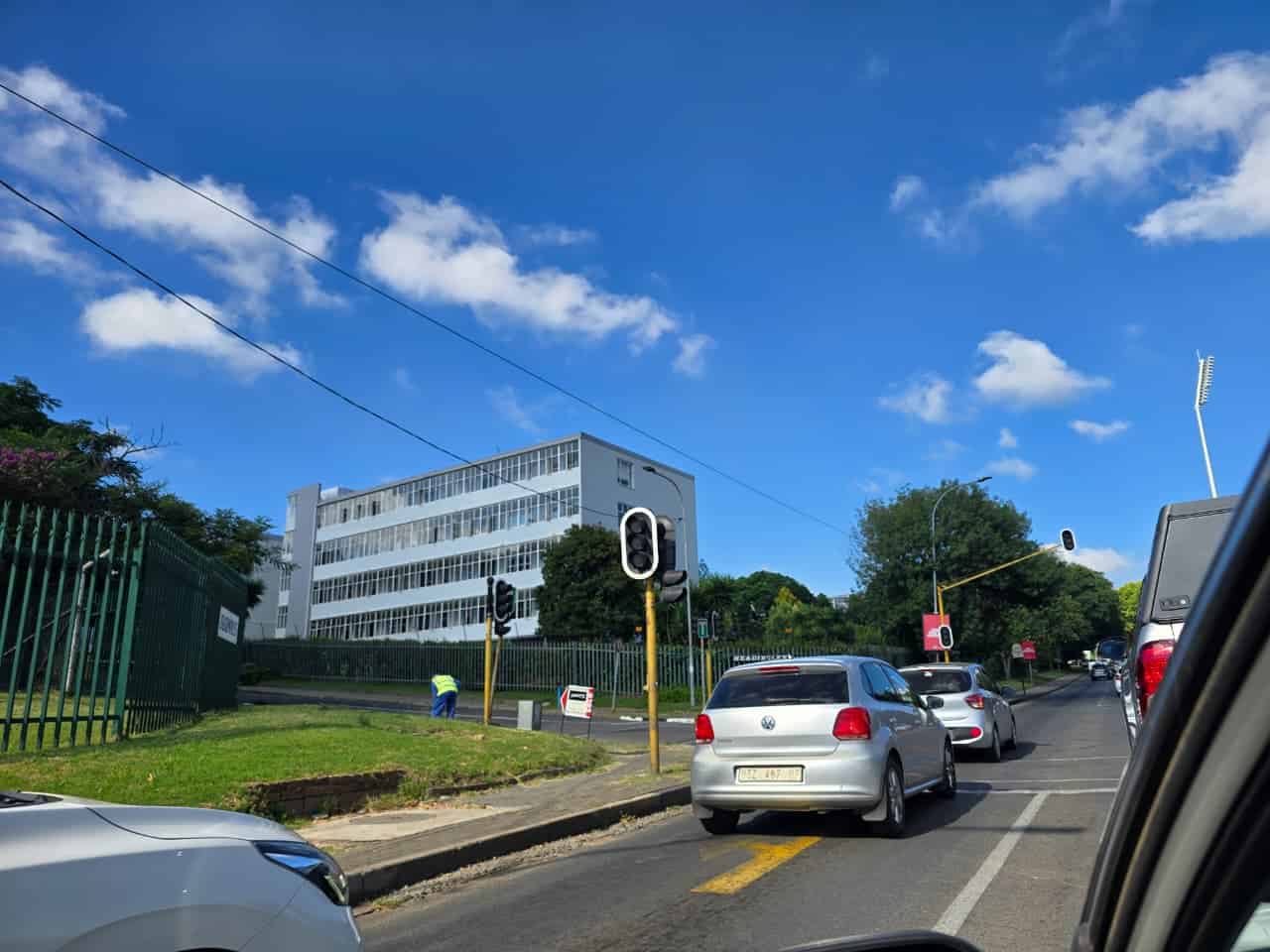 Ongoing traffic delays as Corlett Drive, Fairways lights remain out ...
