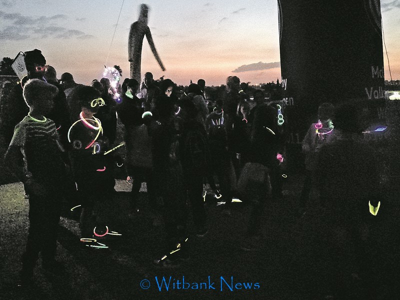 Neon walk a big success | Witbank News