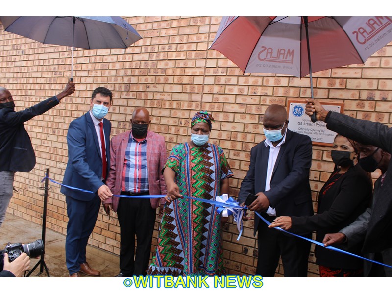 Dunbar Primary School upgrade project handed over | Witbank News