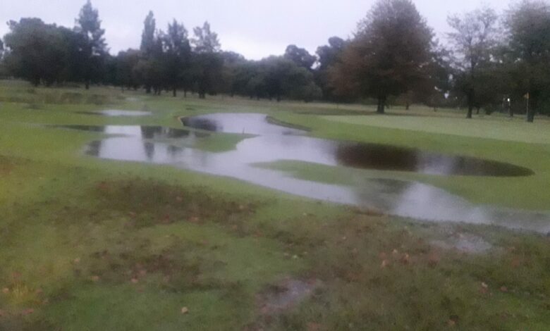 Heavy rain takes a swing on Witbank Golf Course | Witbank News