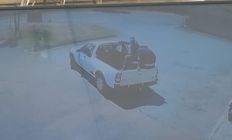 Solar battery snatchers | Witbank News