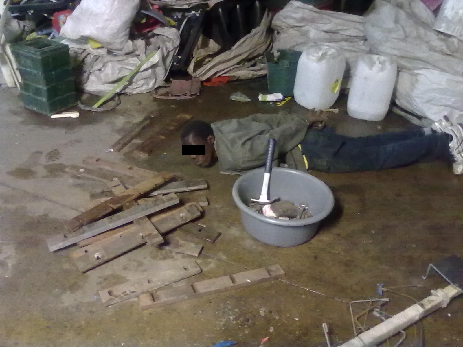 Sneaky robber caught red-handed | Rising Sun Newspapers