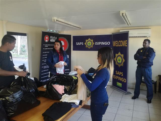 67 minutes free shopping spree for underprivileged families | Rising ...