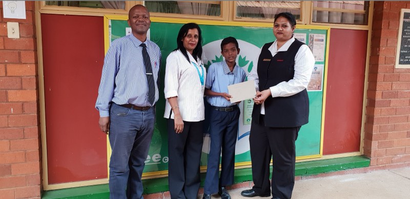 Kaylin receives R1, 000 bursary courtesy of Shoprite | Rising Sun ...