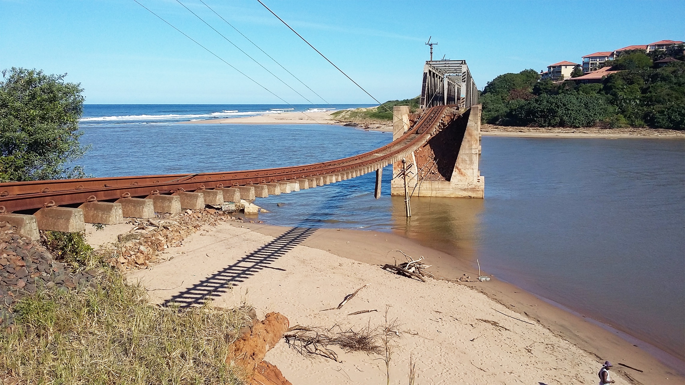 N2 bridge partially collapses near Twini Hill | Page 3 | MyBroadband Forum