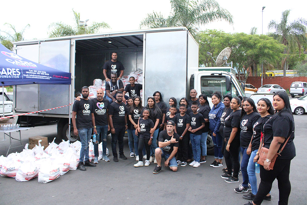 Spreading joy through hot meals and food hampers | Rising Sun Newspapers