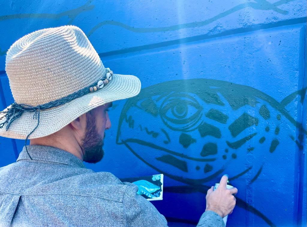 Giffy gives Scottburgh Bridge a facelift to celebrate Ocean Festival ...