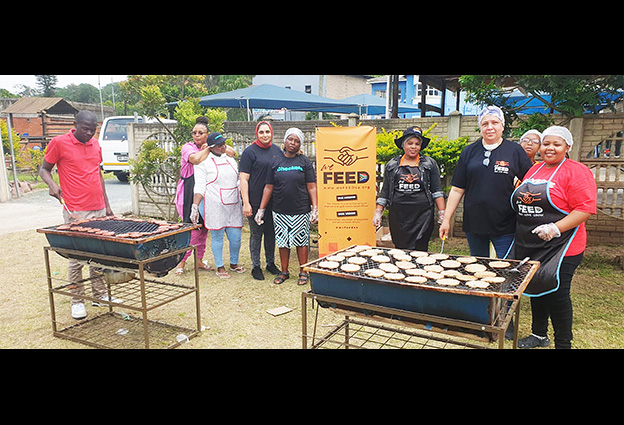 Umzinto community treated to delicious burgers | Rising Sun Newspapers