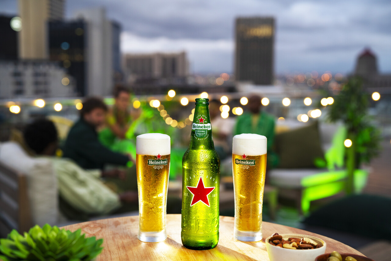 Heineken Star Bottle Heineken Beer Bottle Stock Photo Alamy