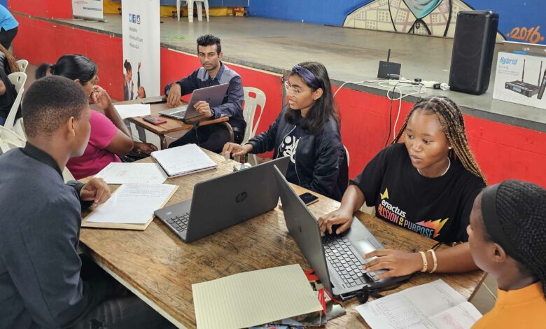 Introduction to coding workshop for teachers | Rising Sun Newspapers