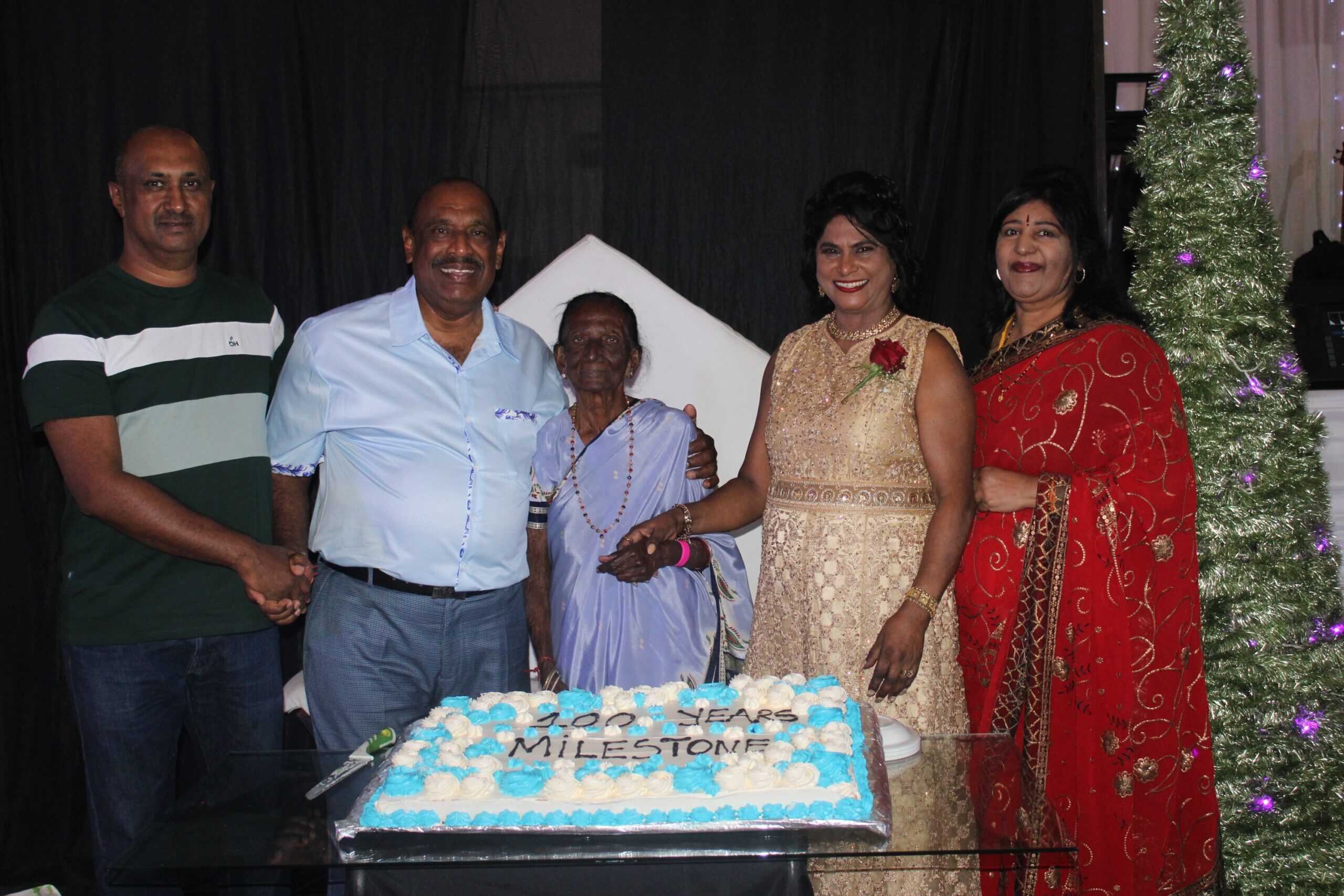 A joyous Christmas celebration for Montford’s golden oldies | Rising ...