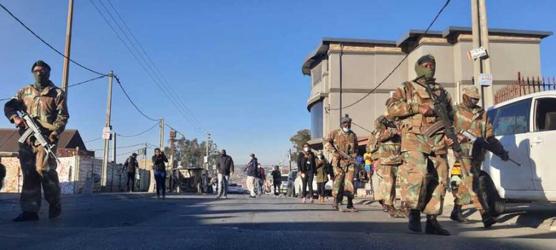 SANDF deploys 25 000 soldiers to KZN and Gauteng - LNN - Krugersdorp News