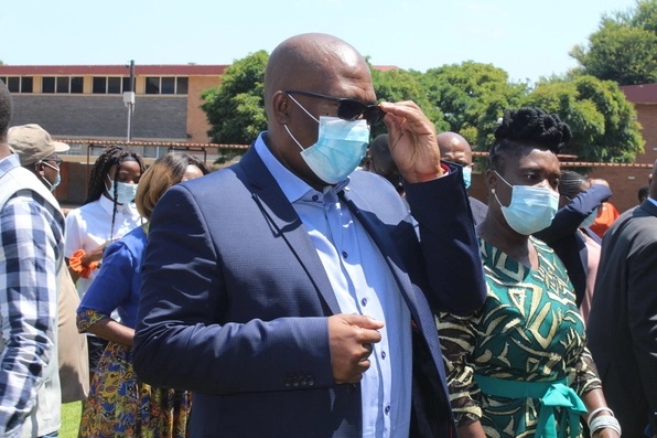 Panyaza Lesufi says there are challenges of racism at Hoërskool Jan Viljoen - LNN - South Coast ...