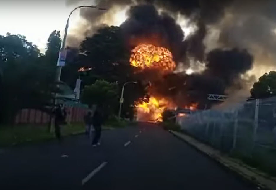 Watch: 8 confirmed dead in horror gas tanker explosion in Boksburg ...