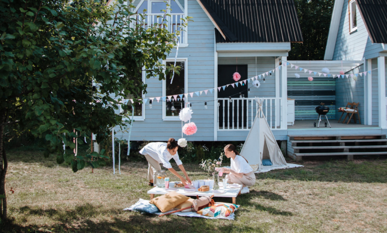 A guide to creating the ultimate backyard camp night