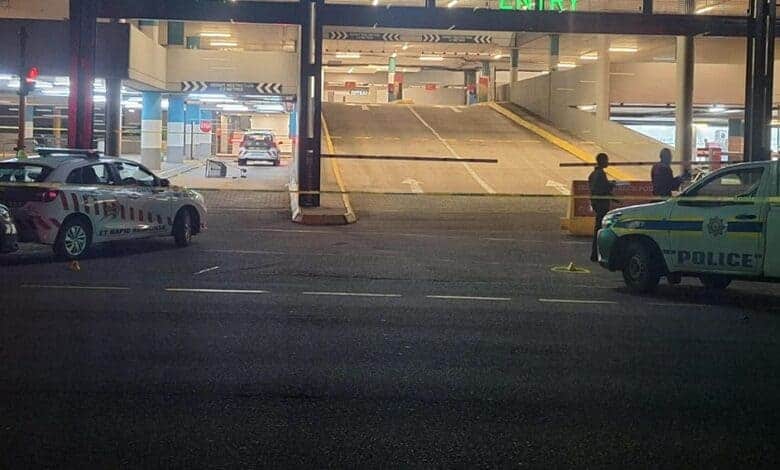 Armed robbers target shopping centre in Amanzimtoti - LNN - Network News