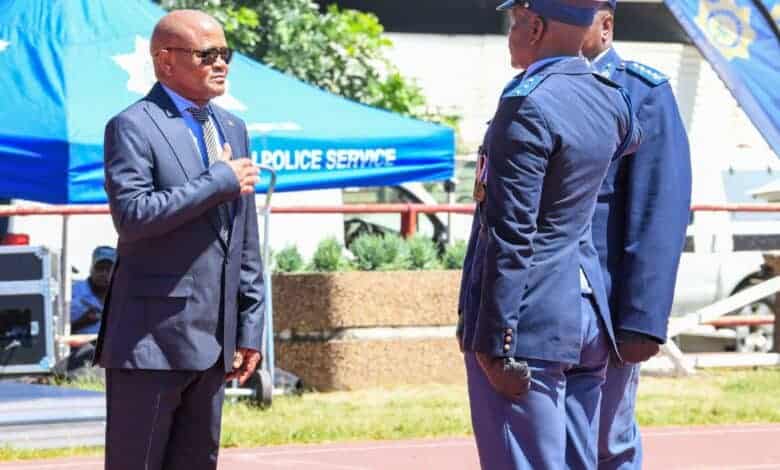 Minister commends SAPS on National Police Day - LNN - Network News