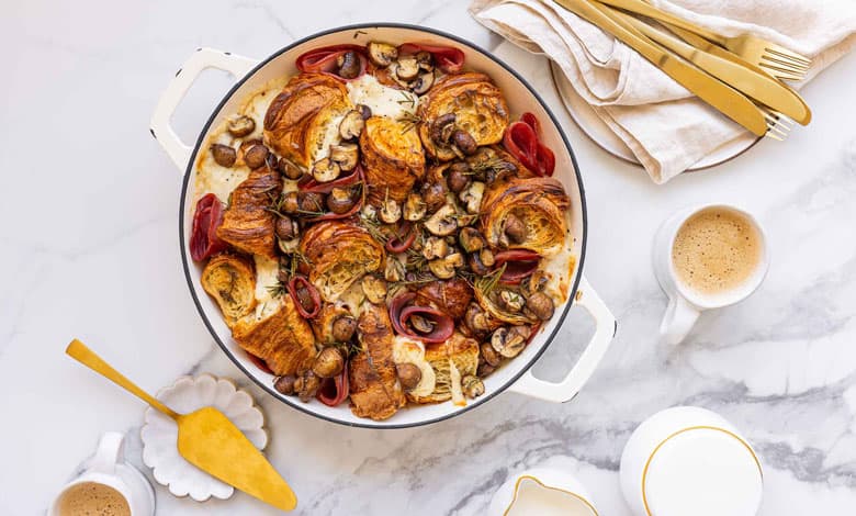 Gammon, mushroom and cheesy béchamel croissant bake | Network News