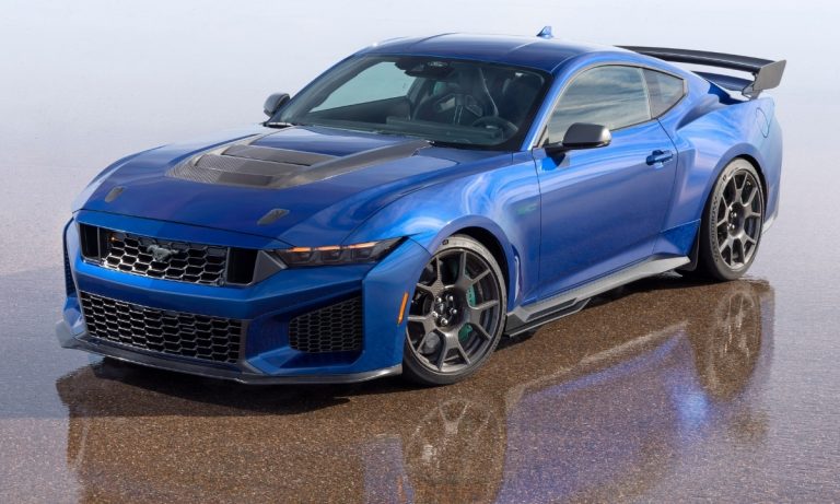 Ford unveils Mustang Dark Horse SC | Network News