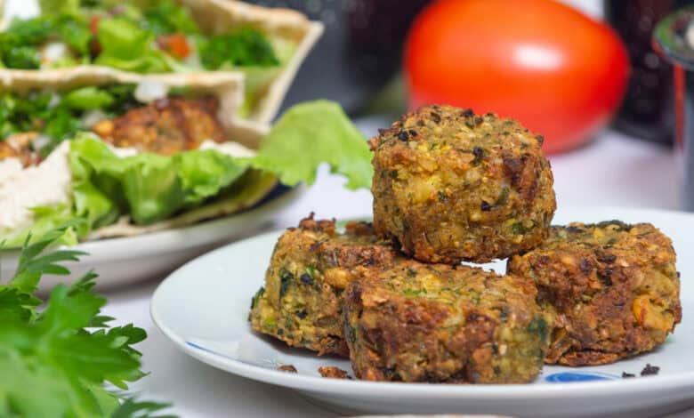 Celebrate International Falafel Day with this easy-to-make recipe ...