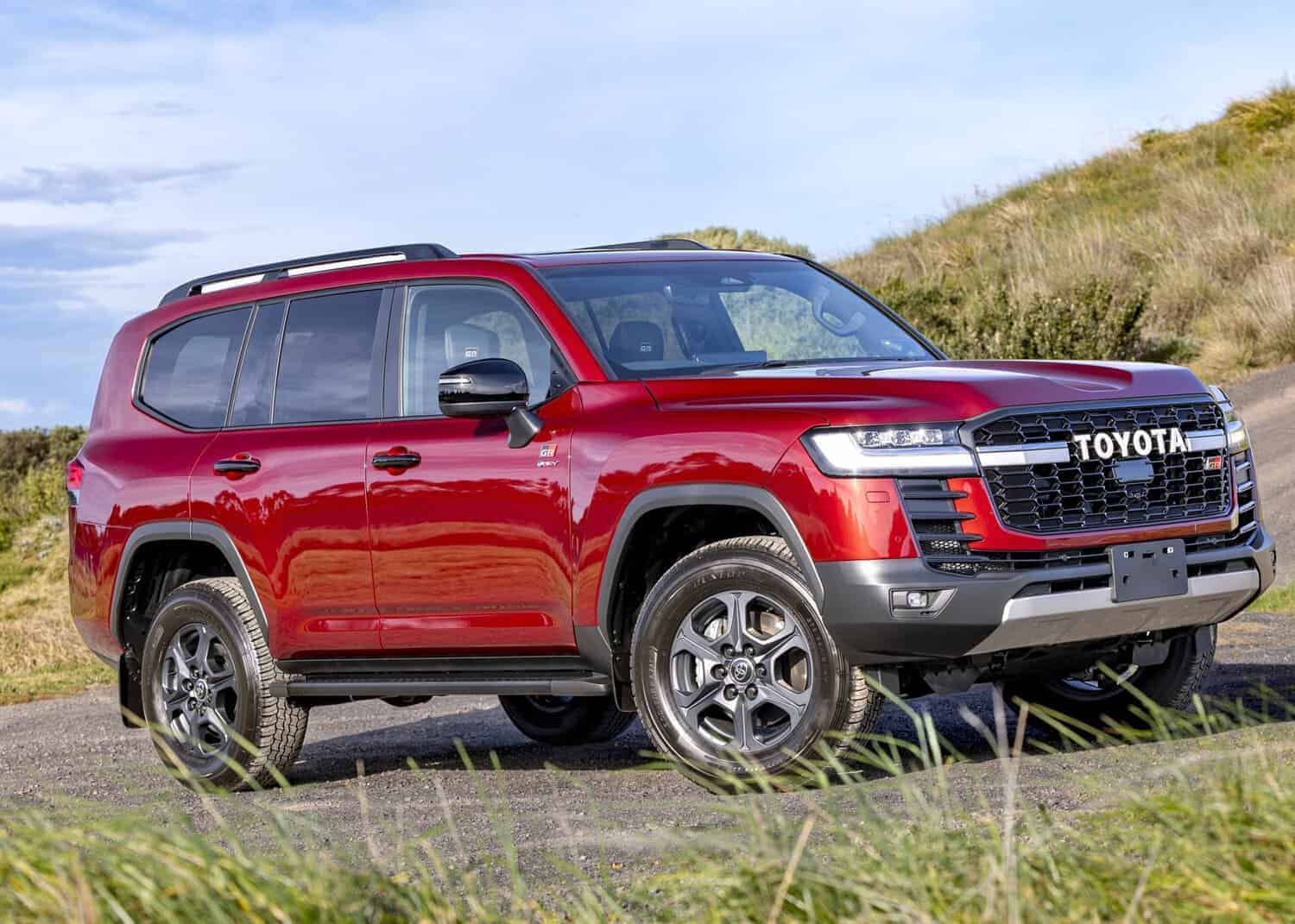Land Cruiser 300 HEV set to expand luxury line-up | Network News