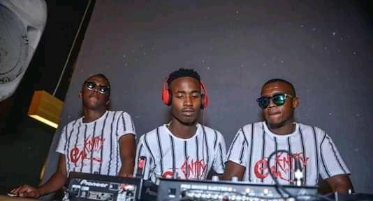 Entity Musiq taking Sowetans by storm | Soweto Urban