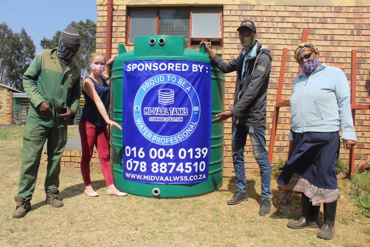 2500L water tank to help Vukani Primary | Soweto Urban