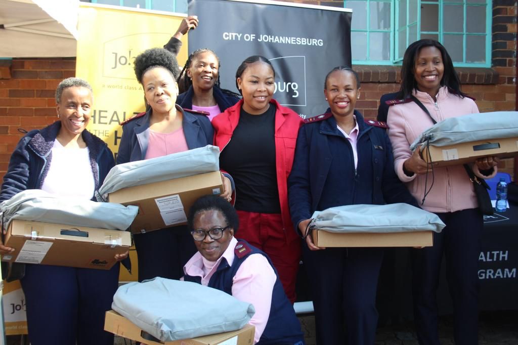 Mofolo South clinic receives new laptops from MMC Makhafola | Soweto Urban