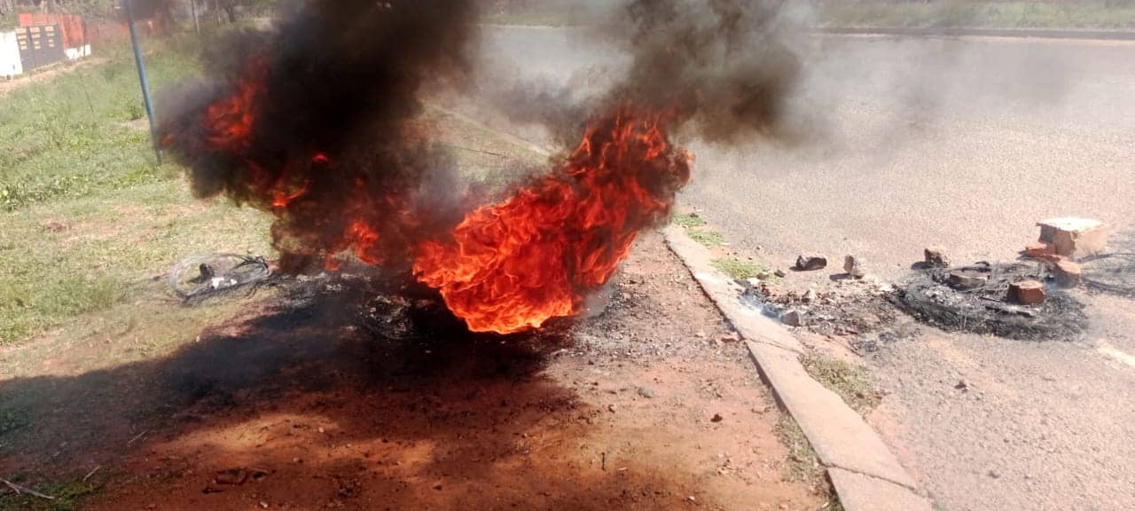 Watch: Violent protest unfolds as Protea Glen residents demand water ...