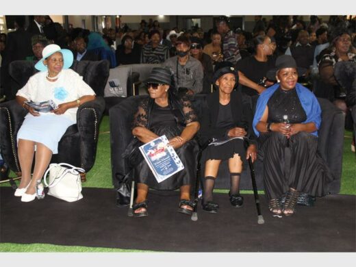 Winnie Khumalo laid to rest at Westpark Cemetery | Soweto Urban