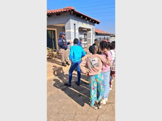 Officers lead talks on bullying, gangs, substance abuse in Eldorado ...