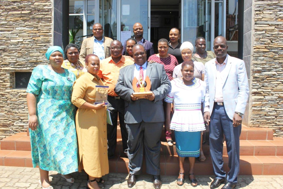 MODJADJISKLOOF: GLM receives two awards | Letaba Herald