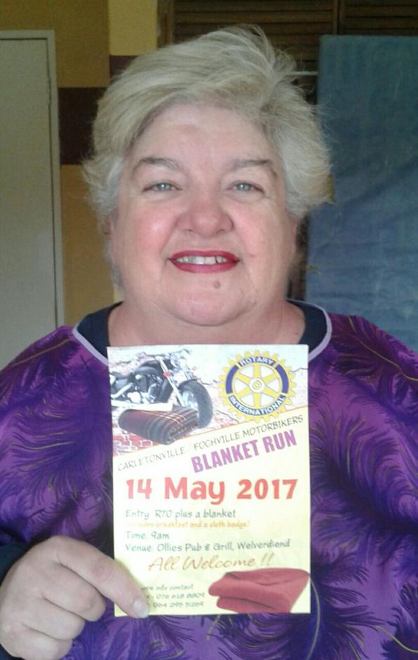 Blanket run around the corner | Carletonville Herald