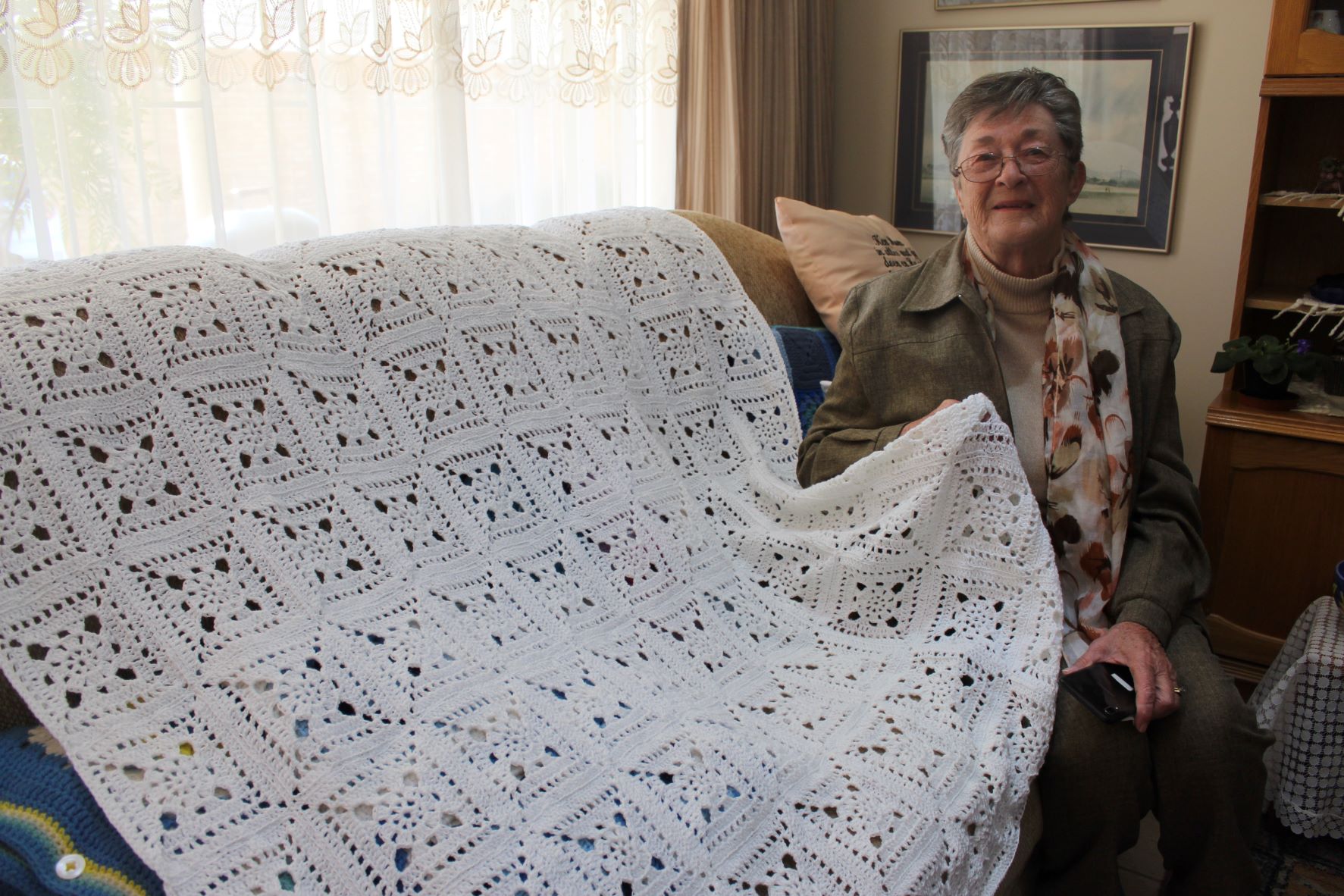 Hekel hou haar besig | Carletonville Herald