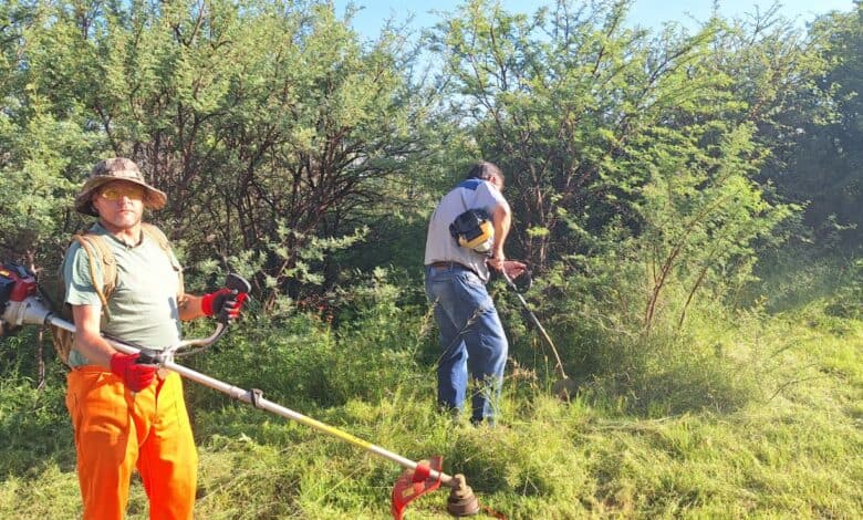 Groot belangstelling vir aksie by Danie Theron Monument naby Fochville ...