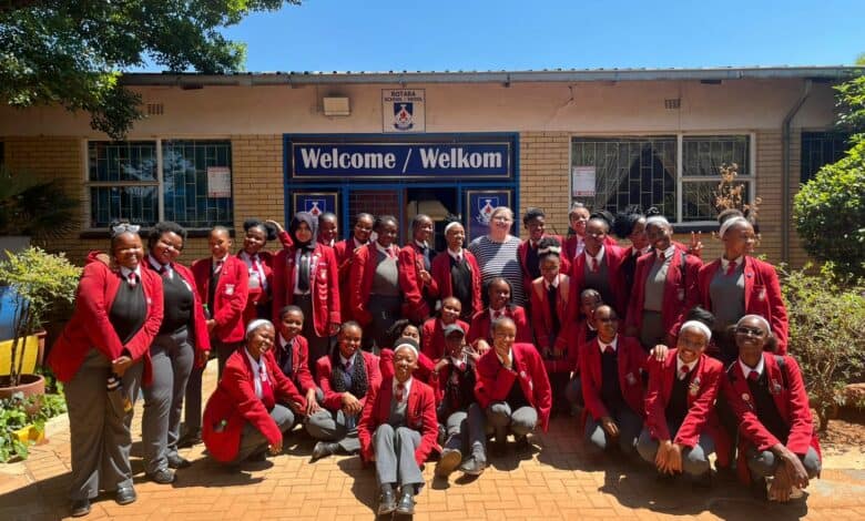 Carleton Jones learners support Rotara School with recycling project ...