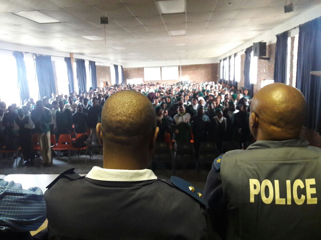 Boelie-gedrag en sosiale media - ken die gevare en hoe jy dit moet ...