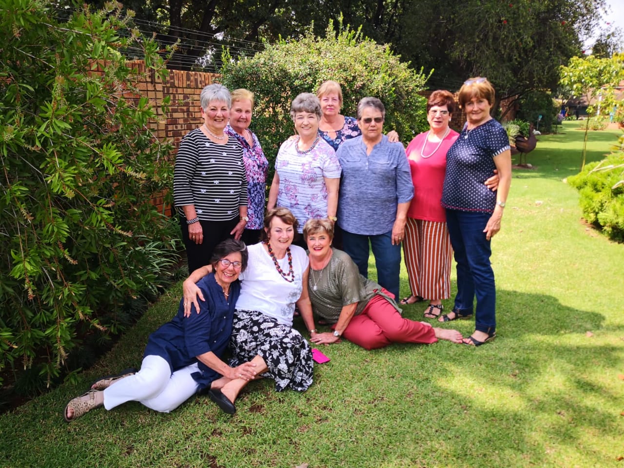 Skoolvriendinne kuier vir veertig jaar saam | Parys Gazette