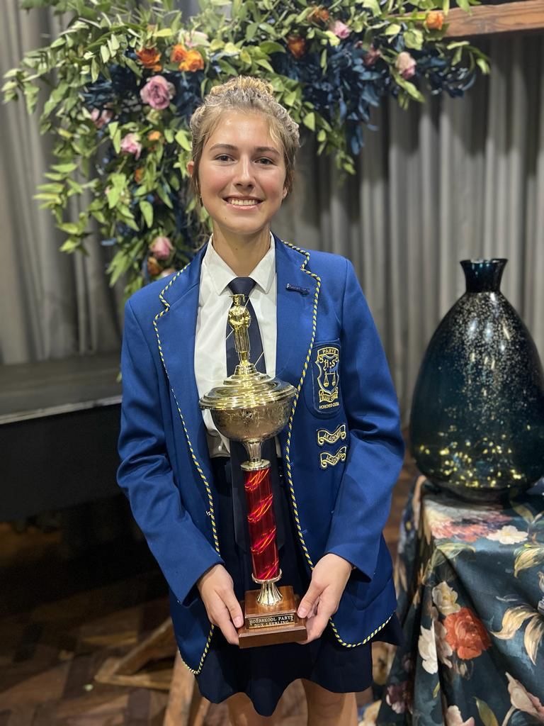 Vreugdevure brand hoog vir Hoërskool Parys se matrikulante | Parys Gazette