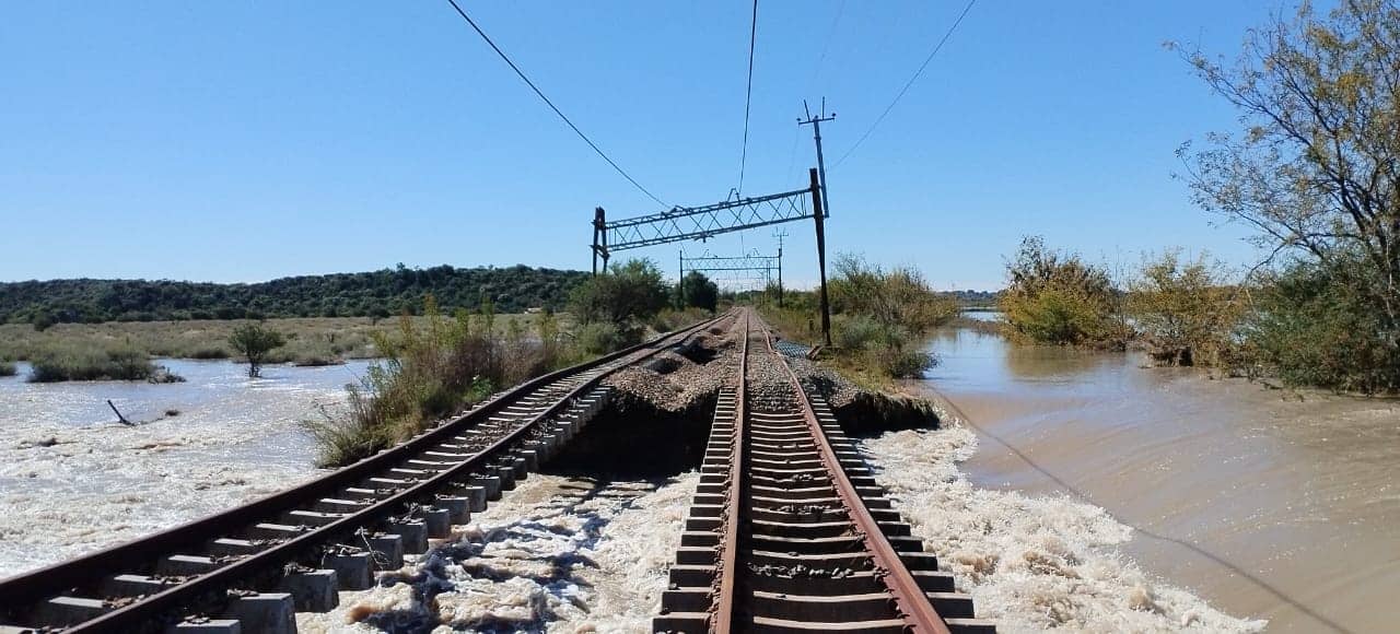 Phelophela-trein bereik bestemming na spoorskade | Parys Gazette