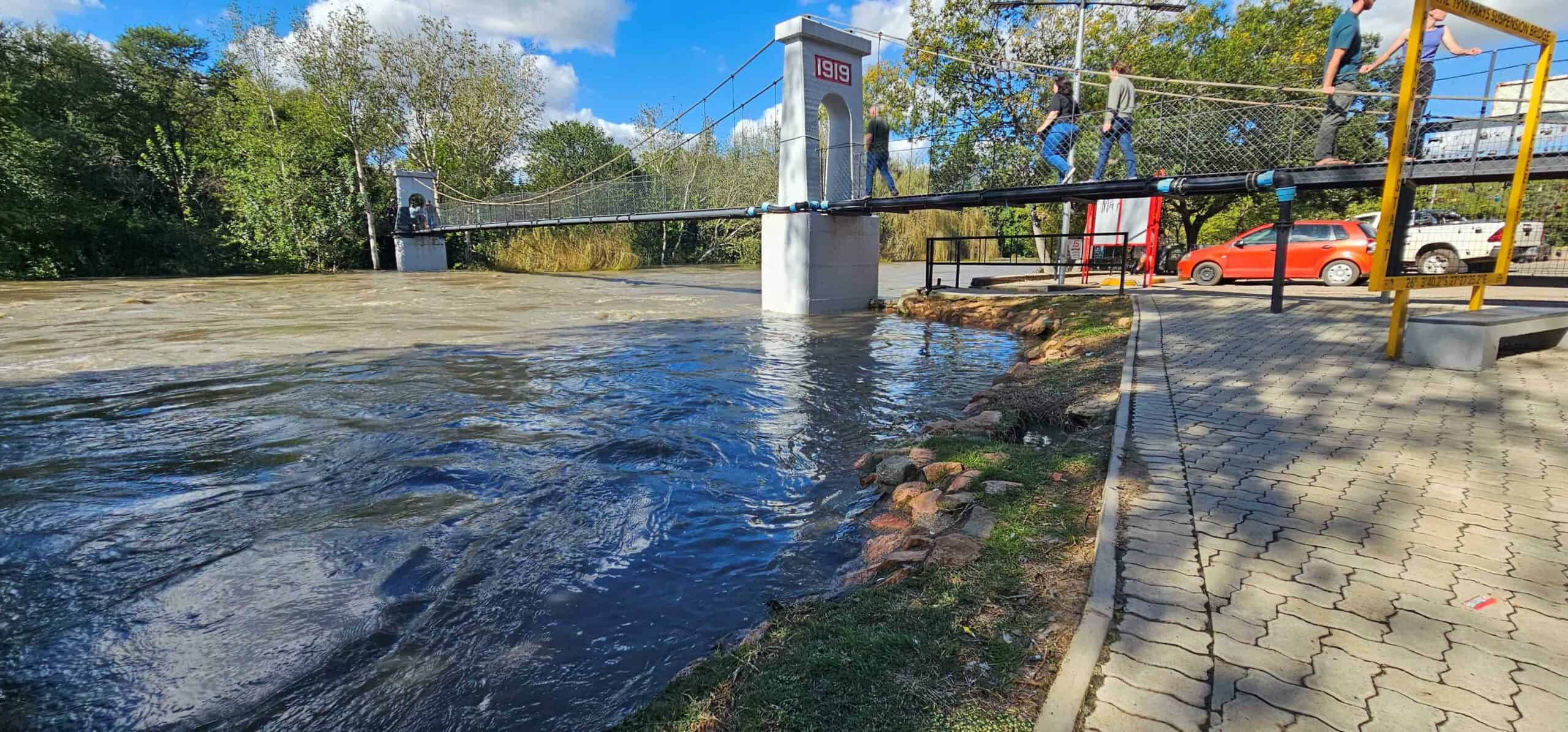 Kyk: Baie water nou - maar daar was al baie meer | Parys Gazette