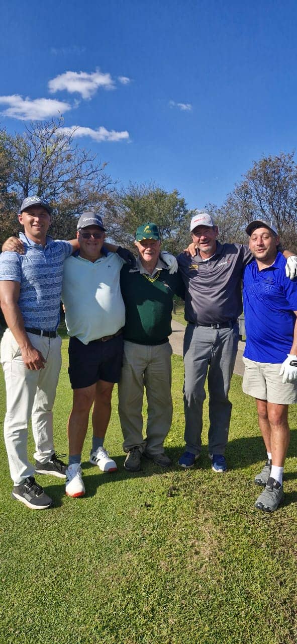 Gholfers maak 'n verskil in oudafrigter se kankerstryd | Parys Gazette