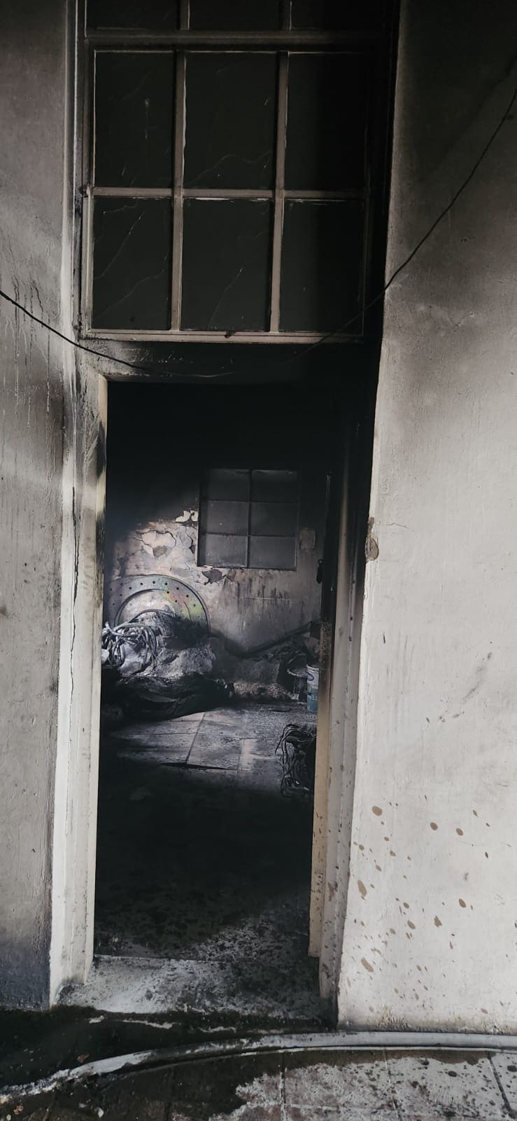 Brand in industriële gebied: Vermy die area | Parys Gazette