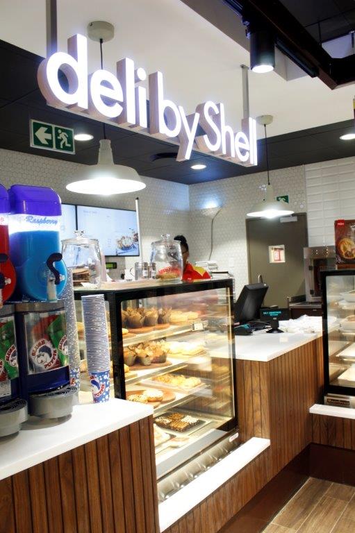 Bult Shell trek splinternuwe baadjie aan | Potchefstroom Herald