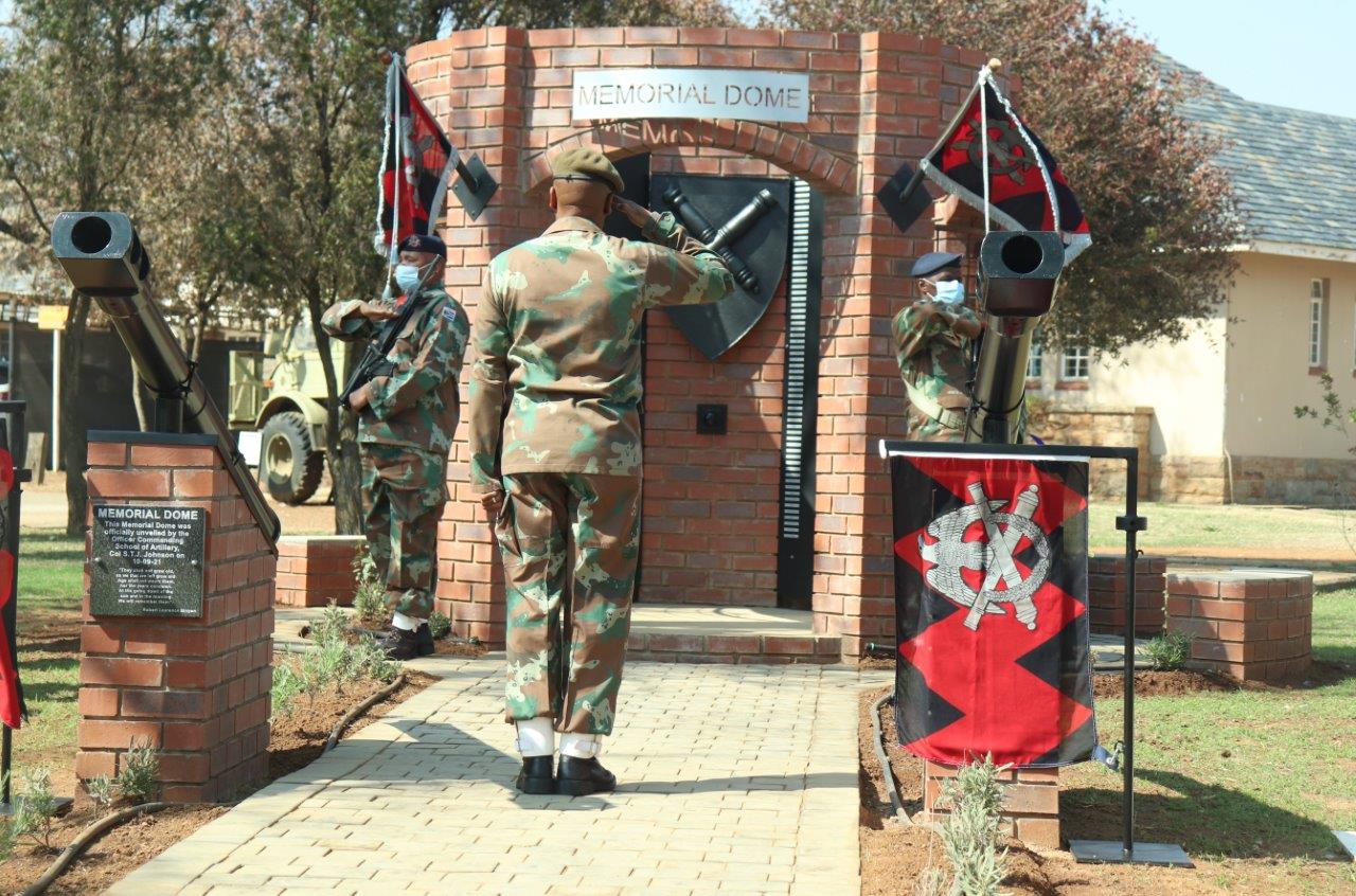 VIDEO: School of Artillery honour fallen heroes with special Memorial ...