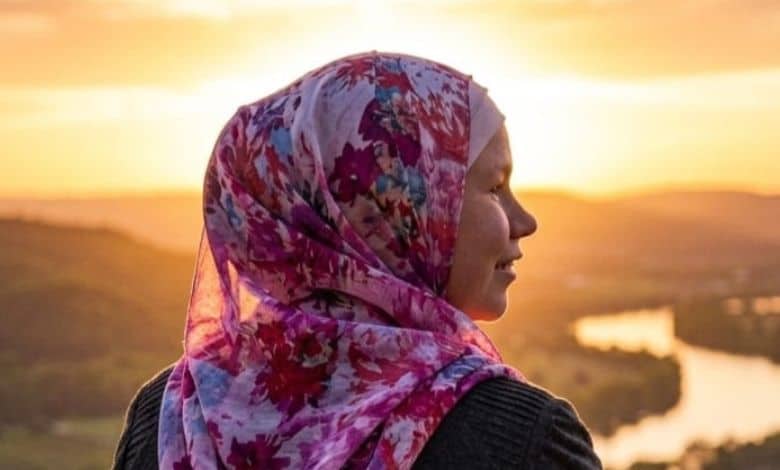 Muslim woman alleges religious discrimination at Traffic Department ...