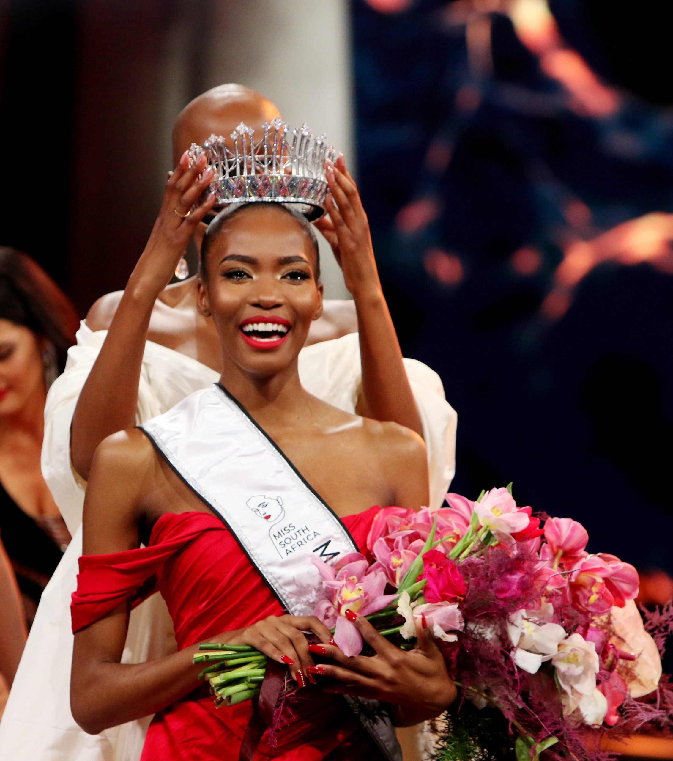 Lalela Mswane crowned Miss South Africa 2021 | Sedibeng Ster